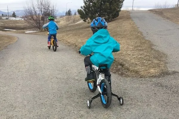 Fun on Windy Days with Kids - Tales of a Mountain Mama