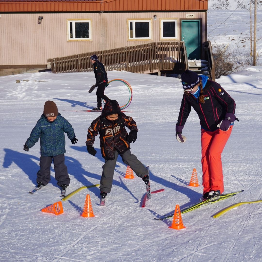 Teaching Kids Cross Country Skiing - Tales of a Mountain Mama