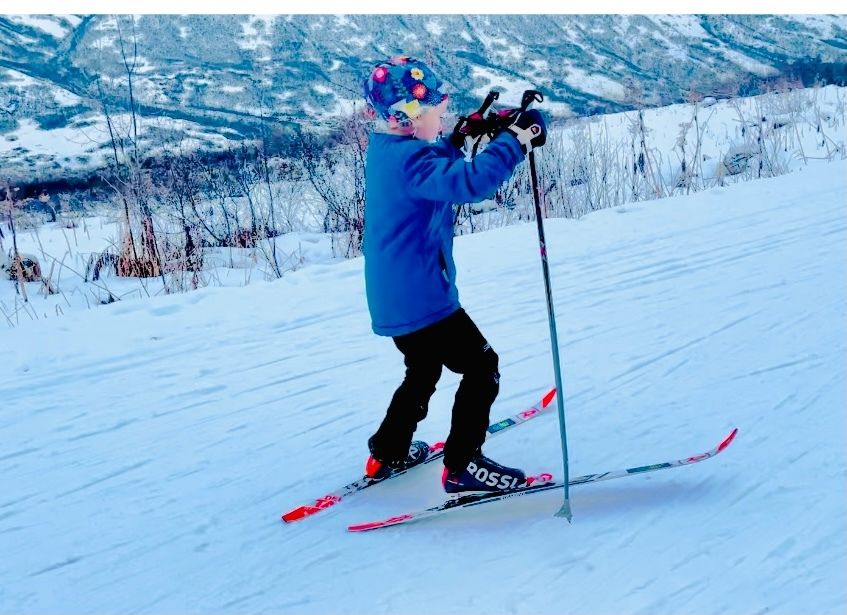 How to Skate Ski - Tales of a Mountain Mama