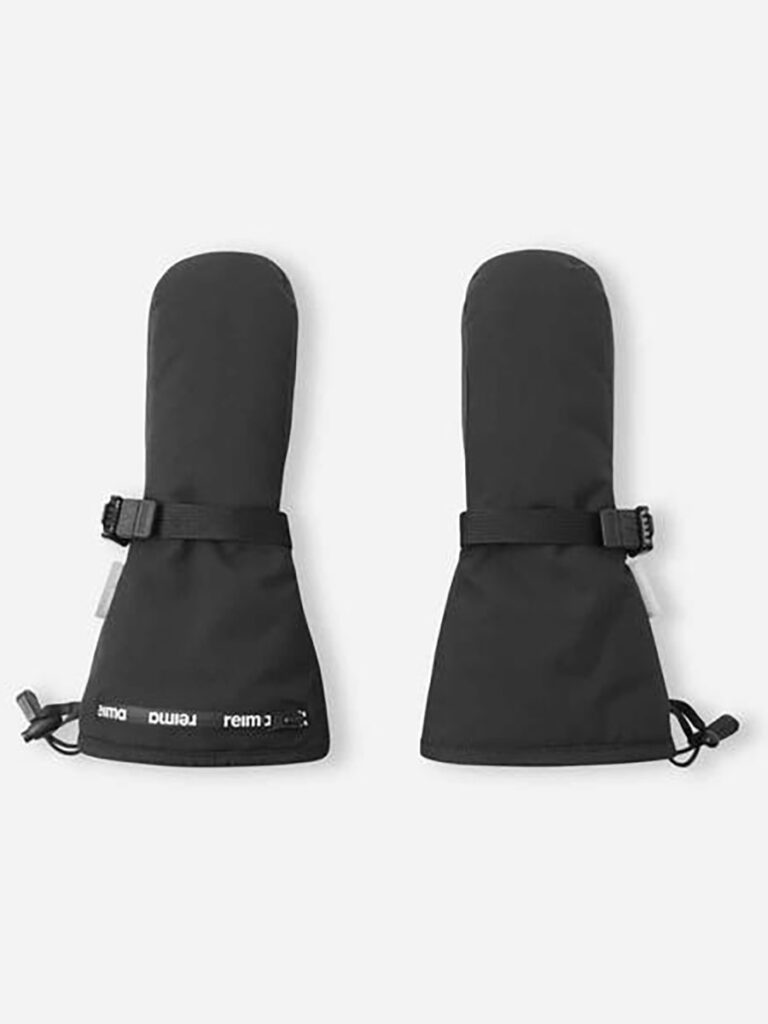25 Gifts for a Skiing Family in 2025 - Tales of a Mountain Mama